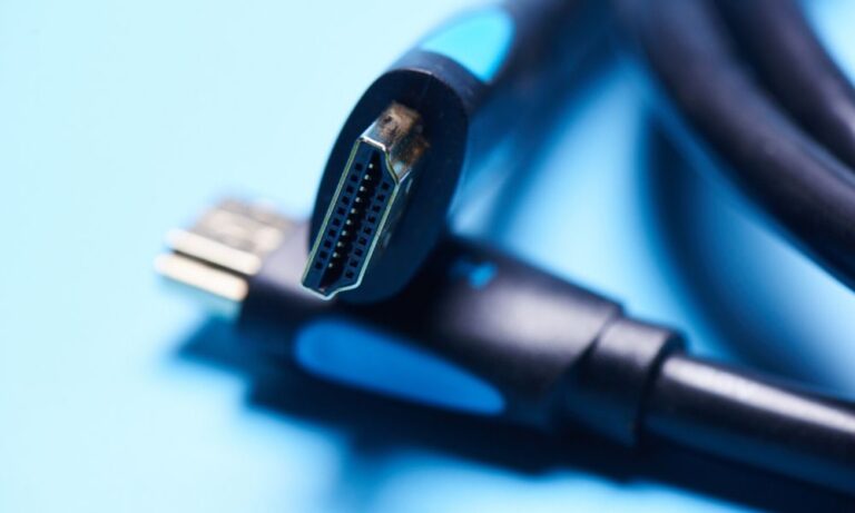 8 Unmistakable Signs of a Bad HDMI Cable You Shouldn't Ignore